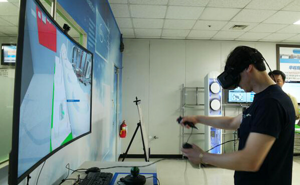 3D Interactive Tech Talk - Samsung Virtual Training, Designing in VR ...