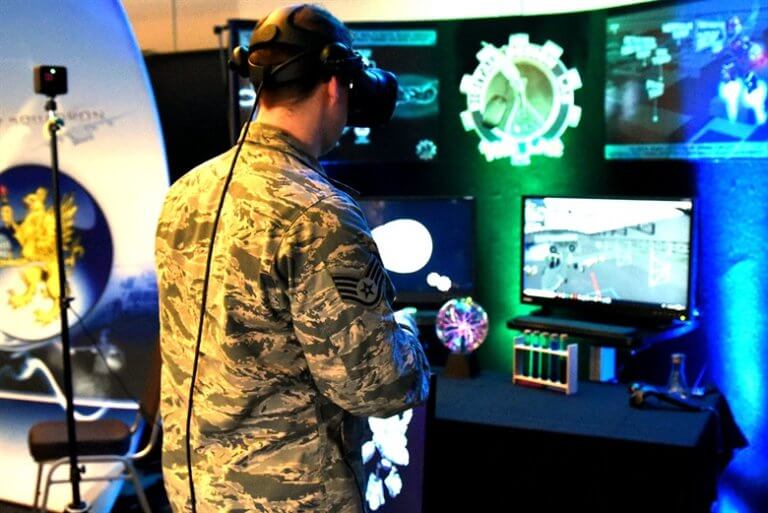 3D Interactive Tech Talk - Immersive VR in Maritime, Air Force - VR AR ...